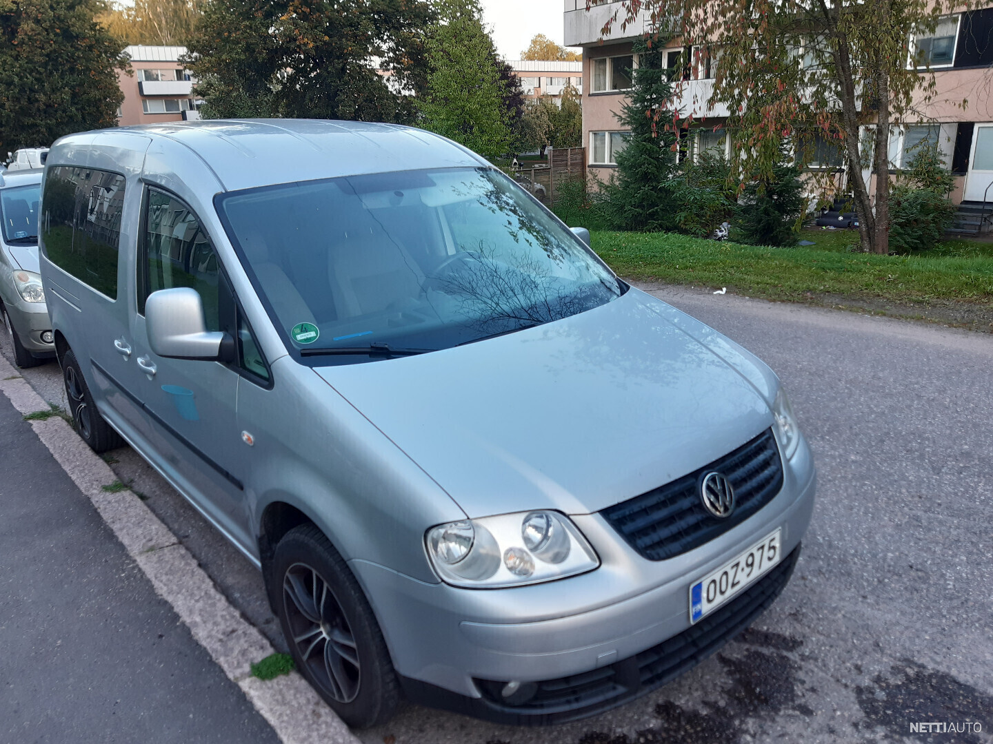 Volkswagen Caddy Maxi 1,9 TDI 77 kW DSG-autom. Life Tila-auto 2010 ...