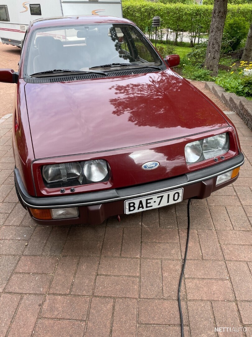 Ford Sierra Ford Sierra 2.0 Ghia 5 D Viistoperä 1986 - Vaihtoauto ...