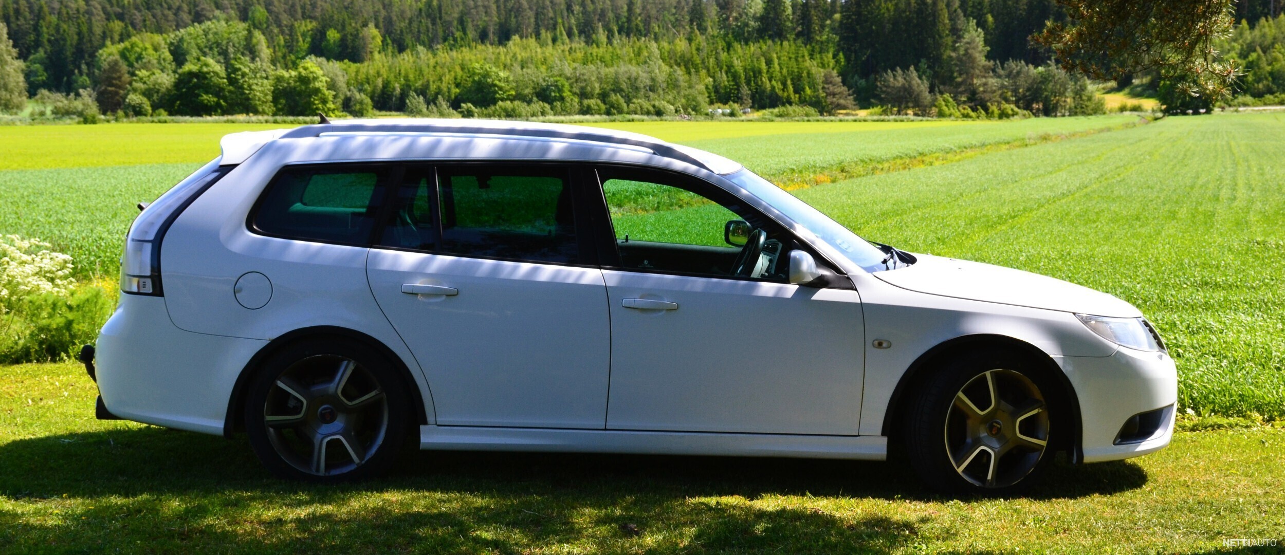 Saab 9-3 Aero 1,9TTiD PF 180hv 5D MT6 FWD Farmari 2010 - Vaihtoauto ...