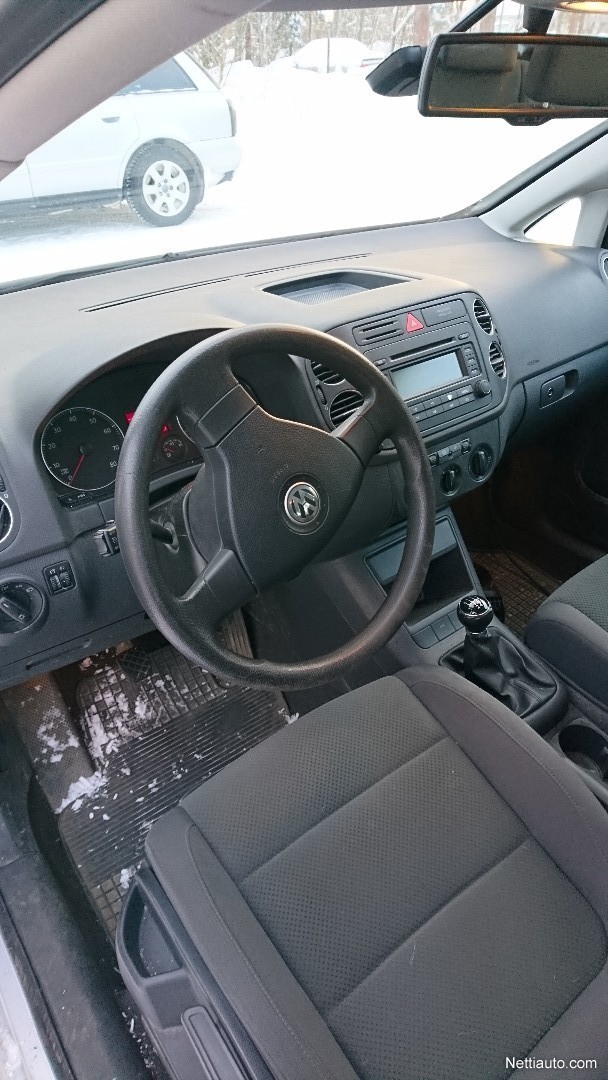 Volkswagen Golf Plus kokemuksia - Lue käyttäjien autoarvostelut - Nettiauto