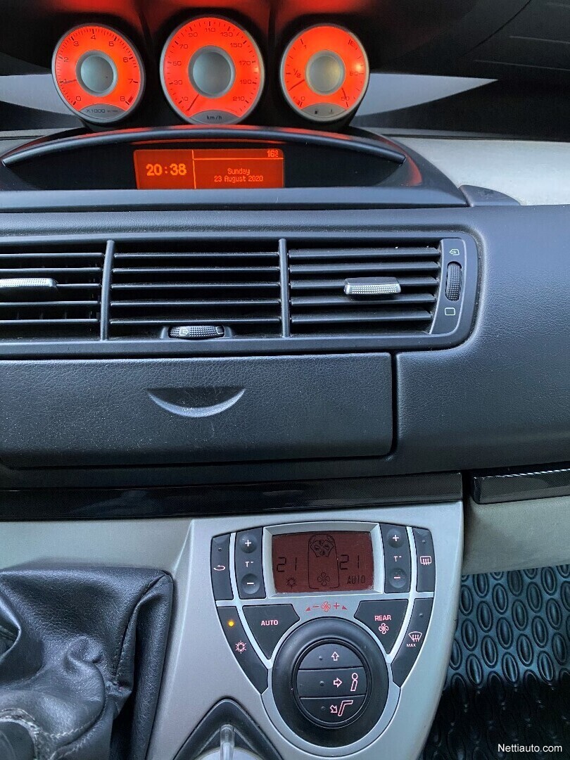 Peugeot 807 kokemuksia - Lue käyttäjien autoarvostelut - Nettiauto