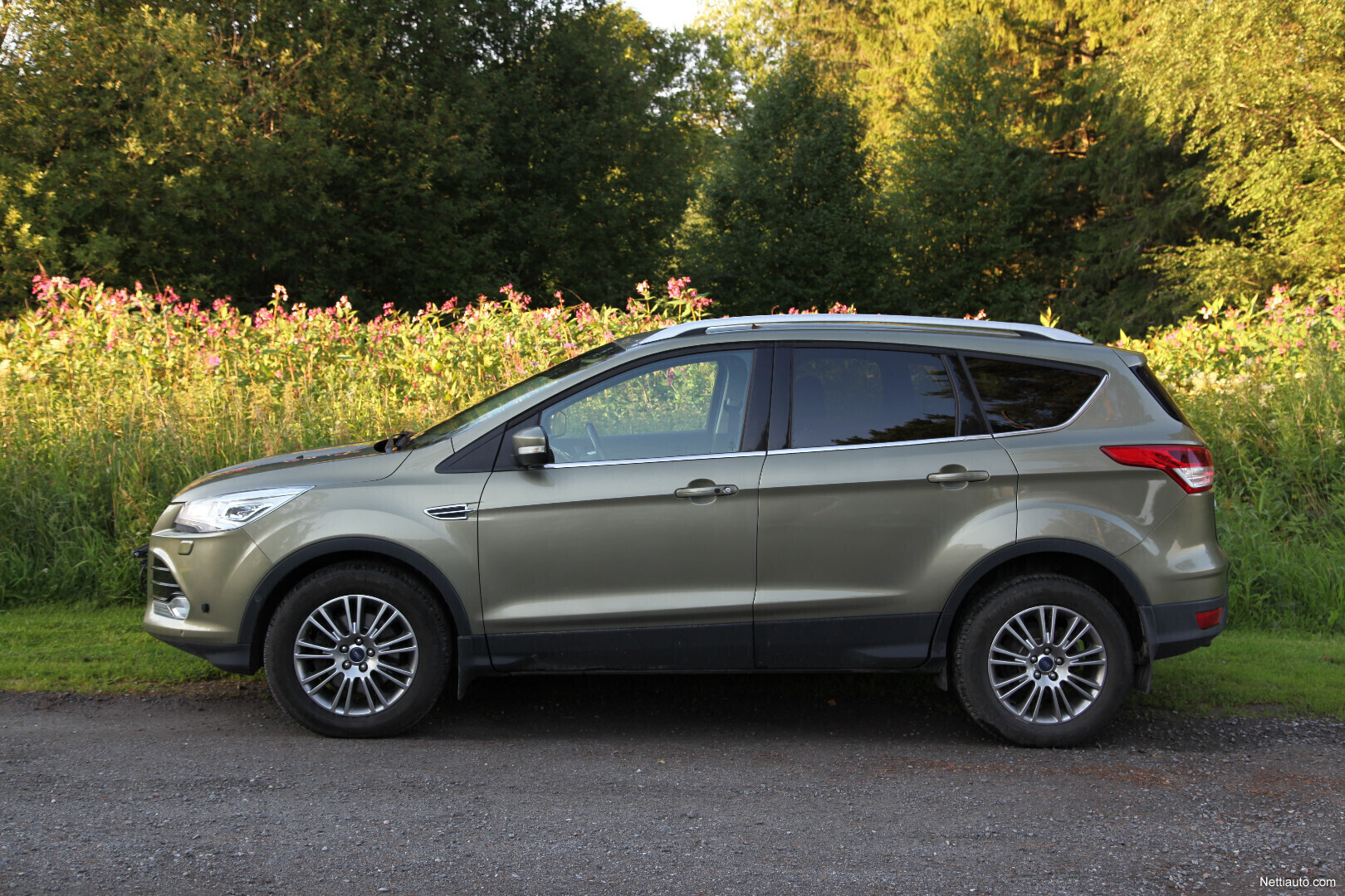 Ford Kuga kokemuksia - Lue käyttäjien autoarvostelut - Nettiauto