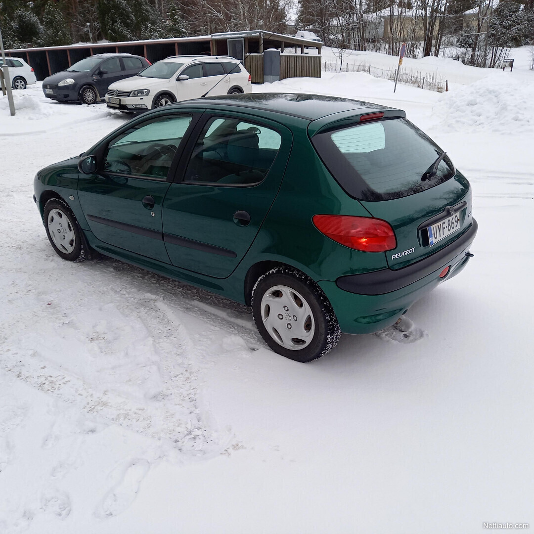 Peugeot 206 kokemuksia - Lue käyttäjien autoarvostelut - Nettiauto